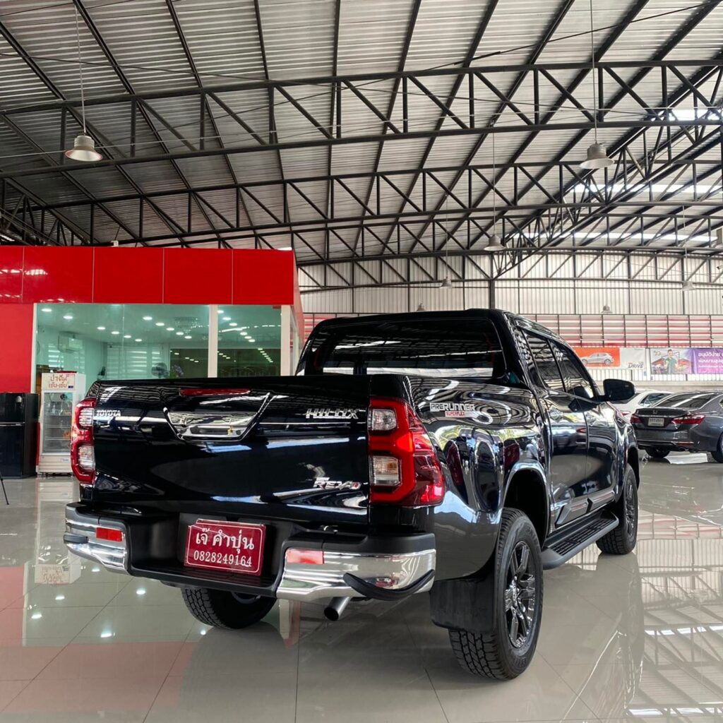 Toyota Hilux Revo D-Cab 2.4 Entry Prerunner ปี 2021 รถกระบะมือสอง
