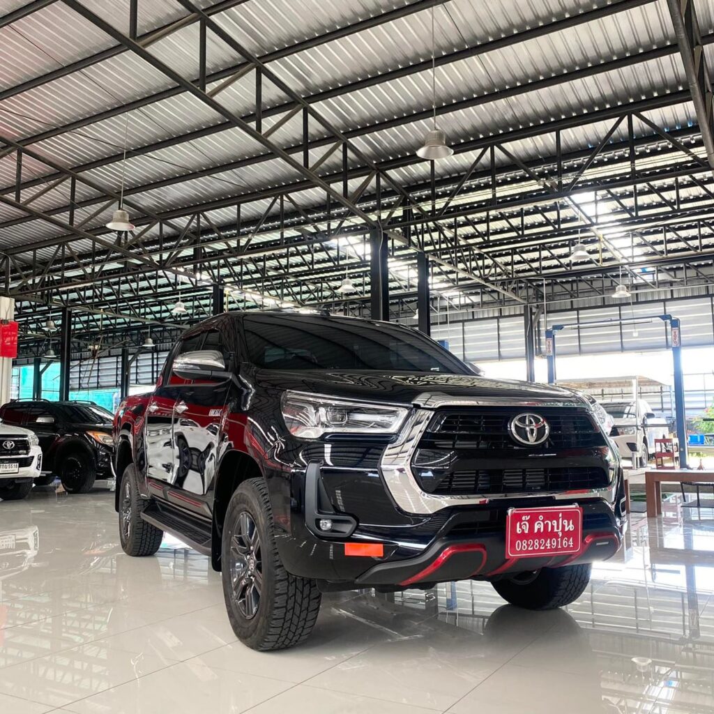 Toyota Hilux Revo D-Cab 2.4 Entry Prerunner ปี 2021 รถกระบะมือสอง